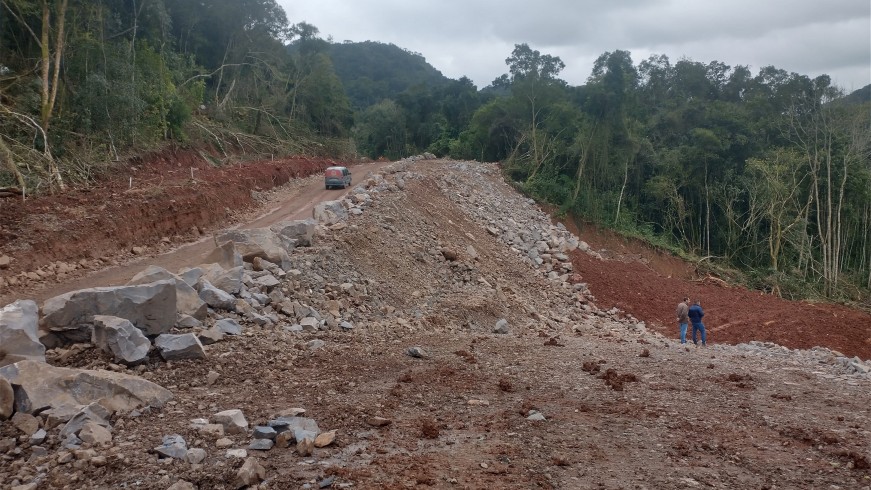 Segmento Da Ers 129 Em Muçum Que Desmoronou Está 35 Reconstruído Site Egr